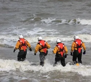 Field Assistant Job Description – Requirements, Salary, Jobs