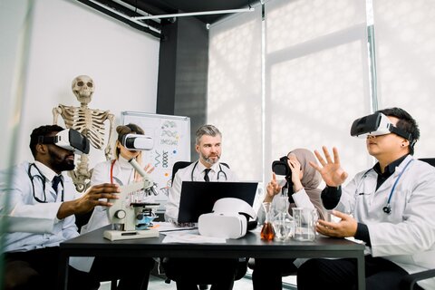 Senior Lecturer Job Description – Requirements, Salary, Jobs